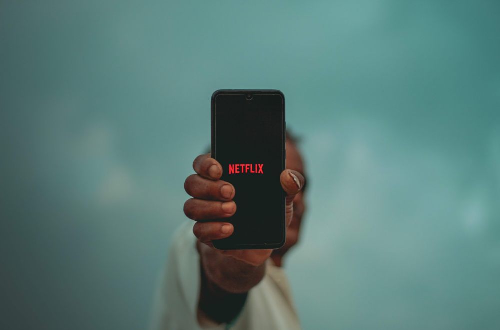 How can I watch Netflix for free in 2023? - Monetha
